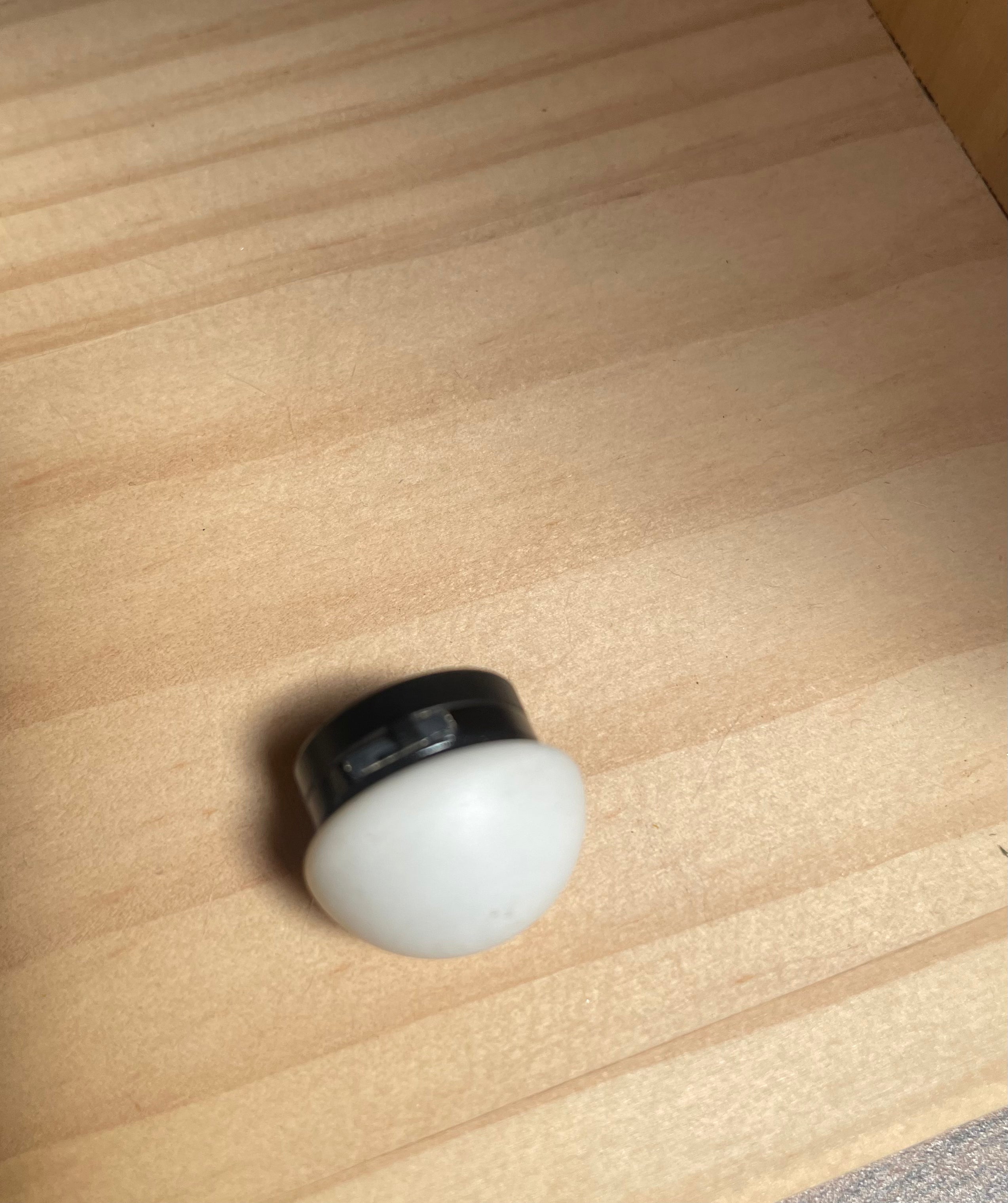 1:12 Dollhouse Working Light for Ceiling Fan – Mustard Miniatures